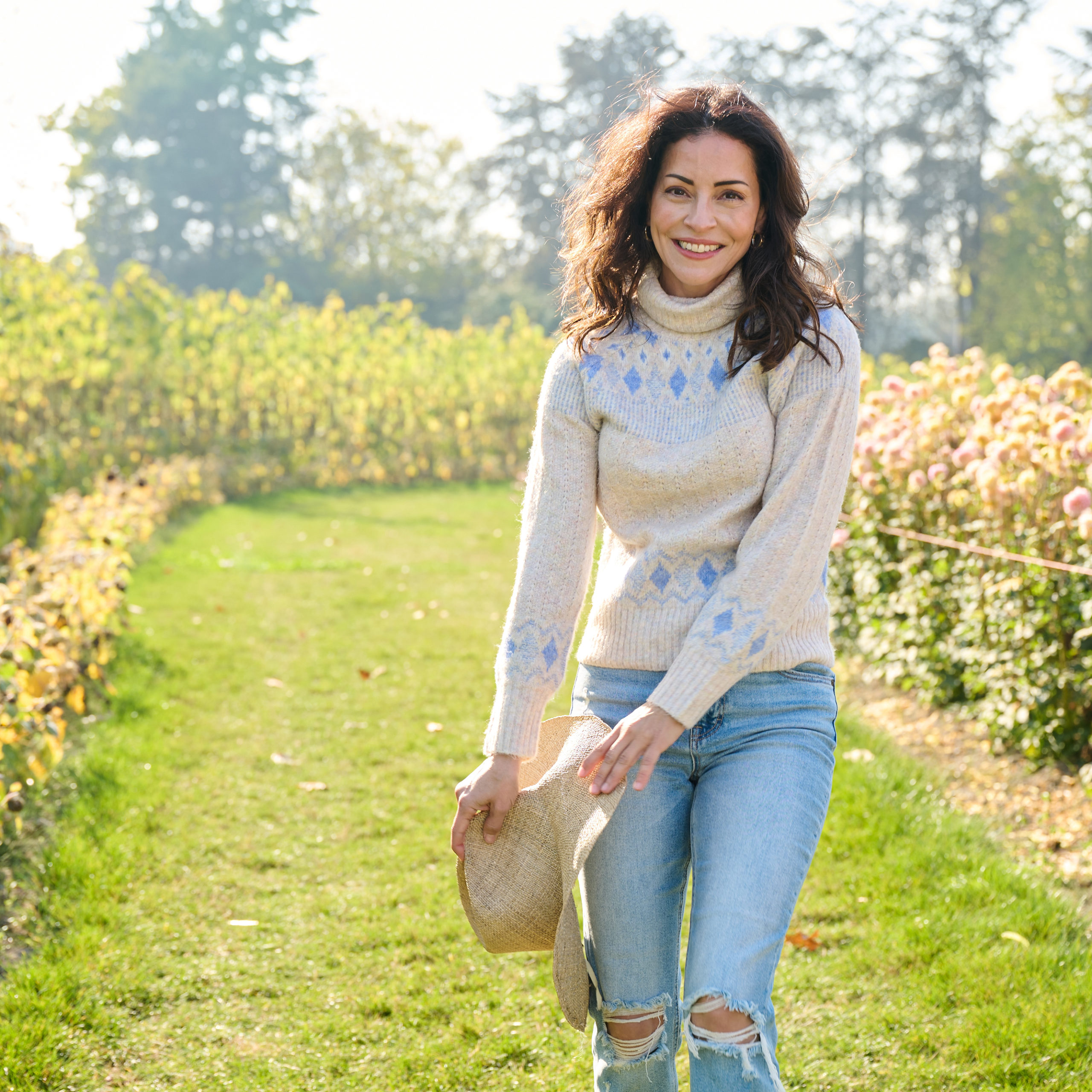 Biography - Emmanuelle Vaugier