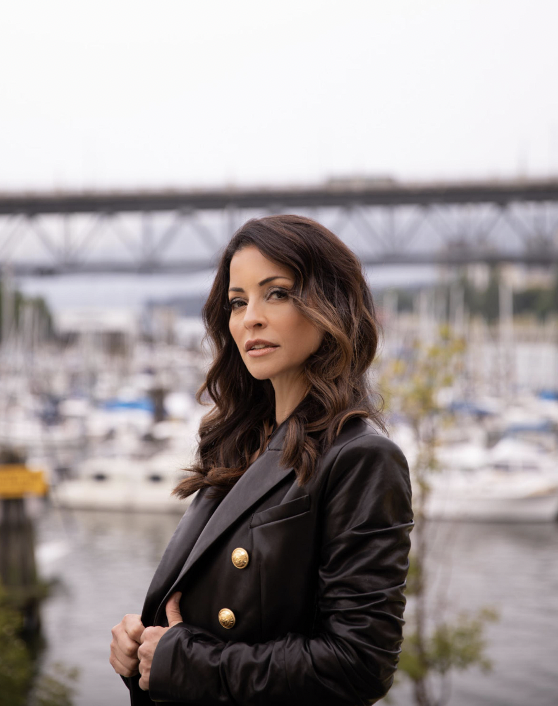 Press - Emmanuelle Vaugier